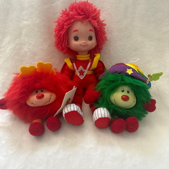 Hallmark | Toys | Rainbowbritered Butler And 2 Sprites | Poshmark